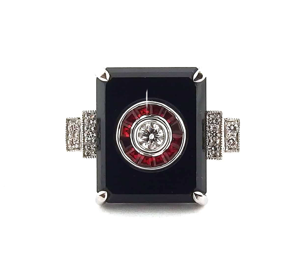 Express Yourself: Unique Engagement Rings – Max Diamonds
