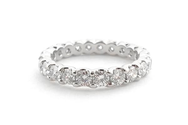 What is the tradition of eternity rings? – Max Diamonds